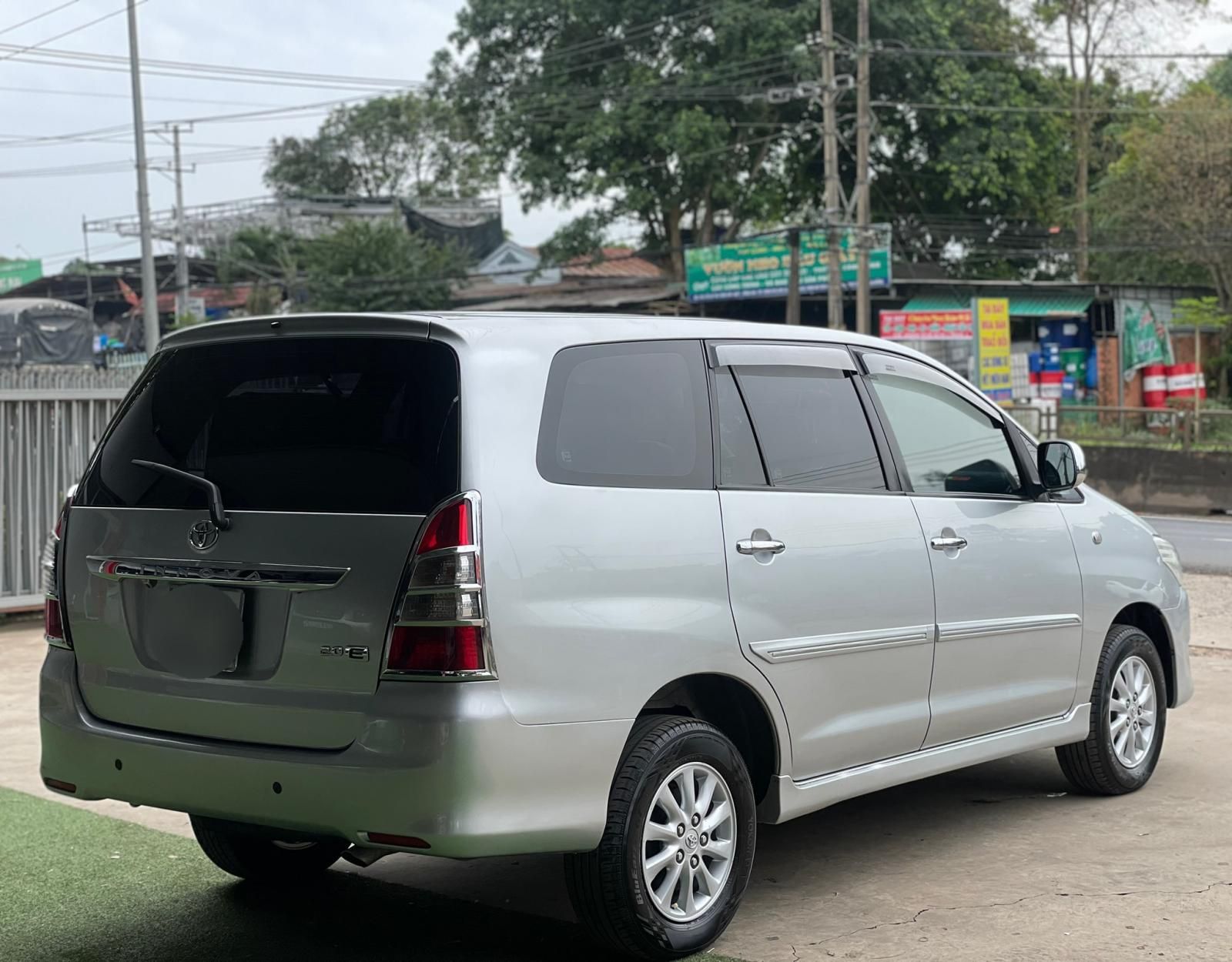 Bán xe Toyota Innova 2013 giá 370 triệu - 530399