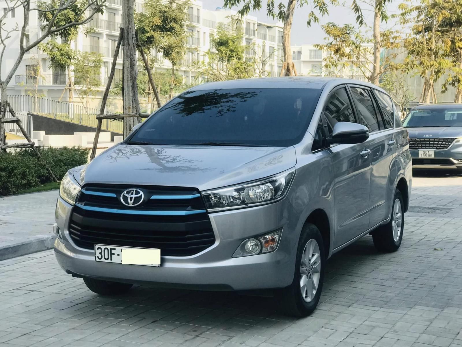Bán xe Toyota Innova 2019 giá 599 triệu - 535617
