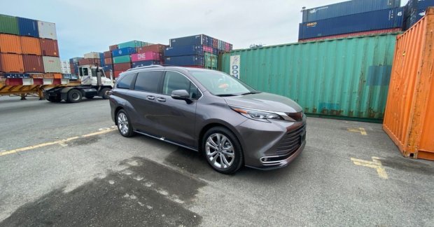 Bán xe Toyota Sienna 2022 giá 4 tỷ 400 tr - 501624